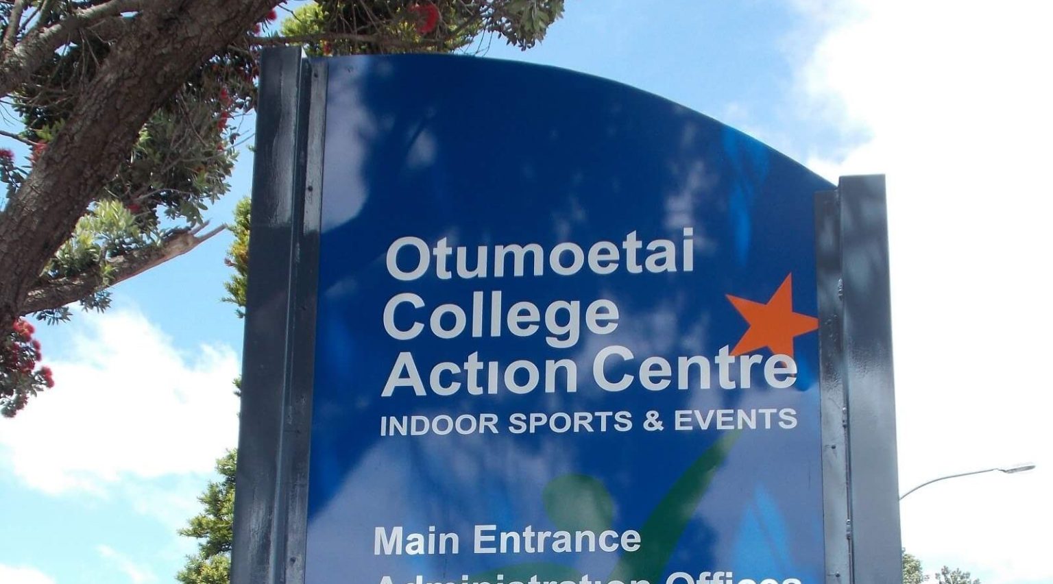 Board Signage | Signage Servicing Auckland | BOP Signs